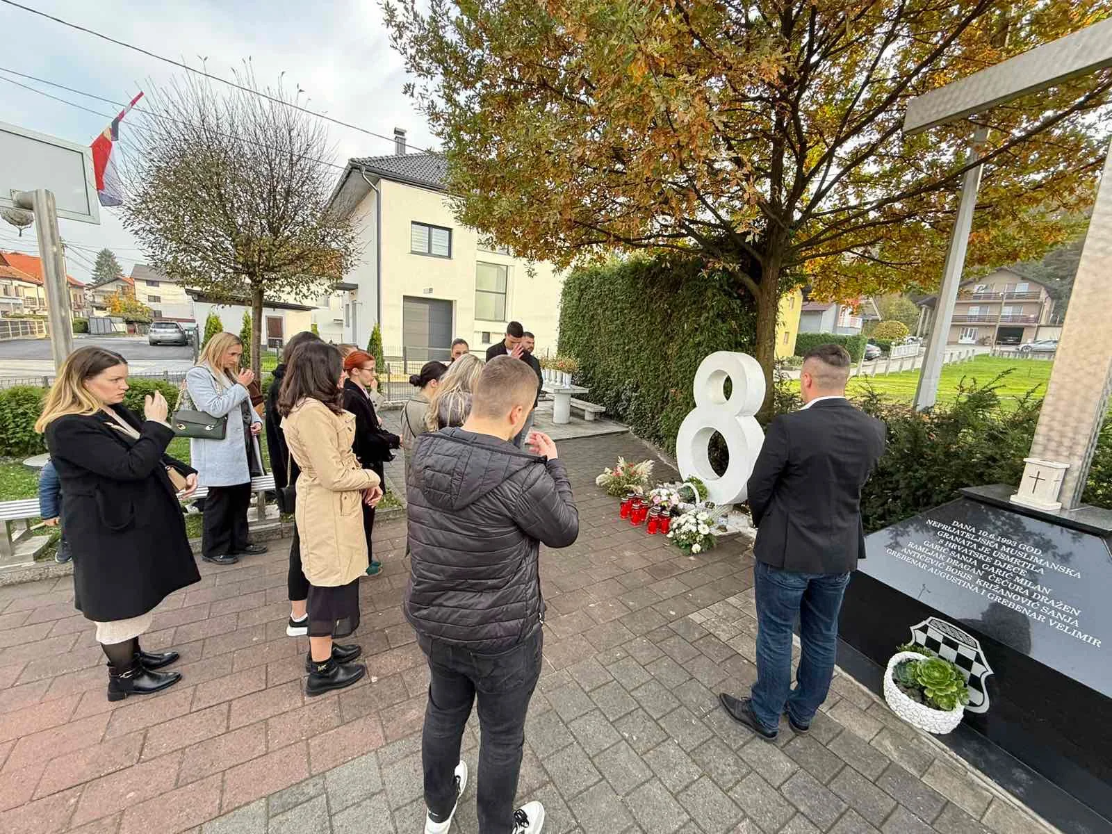 Notra - Tko zna, zna! - Mladež HDZ BiH Vitez spojila sjećanje ...